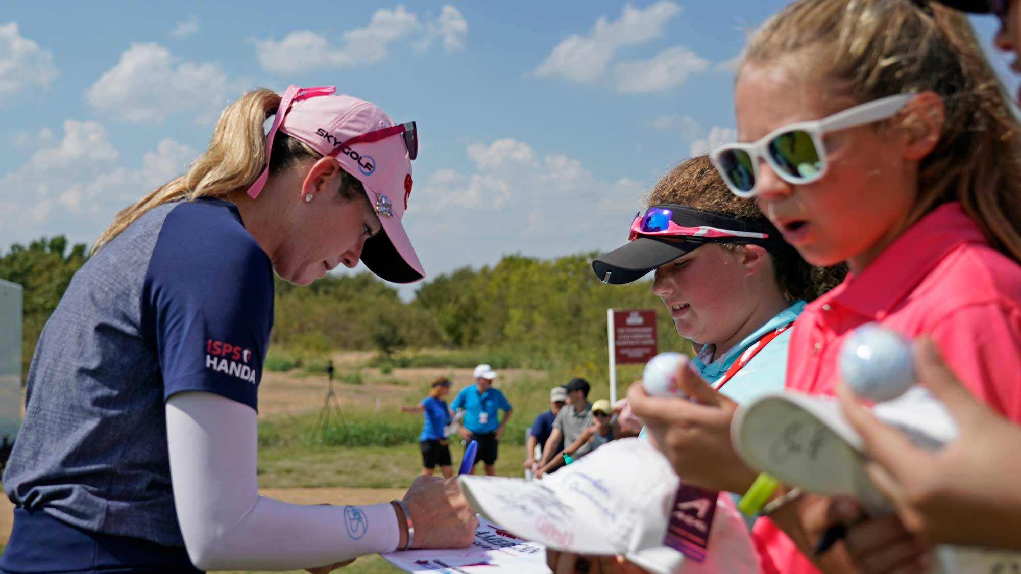 PAULA CREAMER BRINGS BACK THE PINK AT PURE SILK CHAMPIONSHIP | News ...