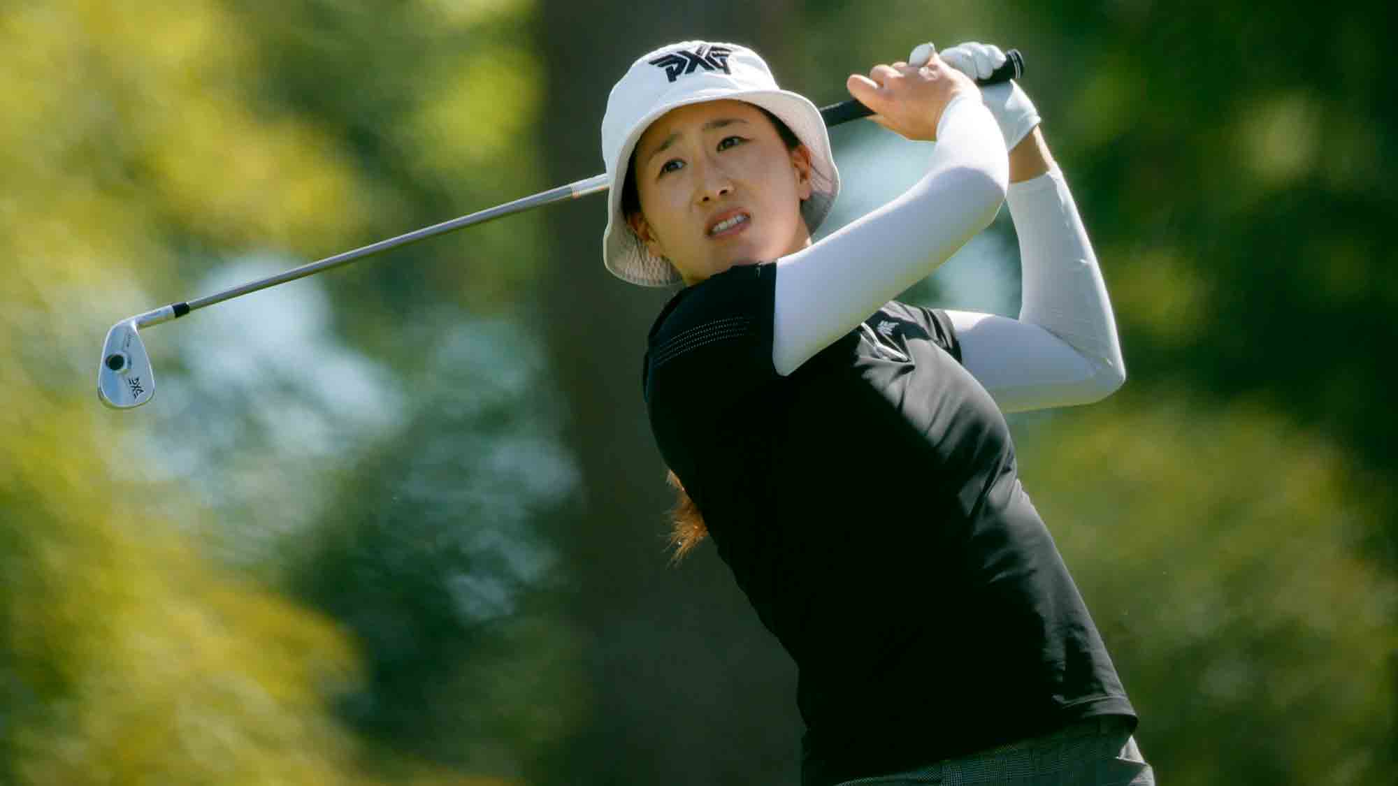 CME Group Tour Championship Winner Amy Yang Looping for Jennifer Song ...